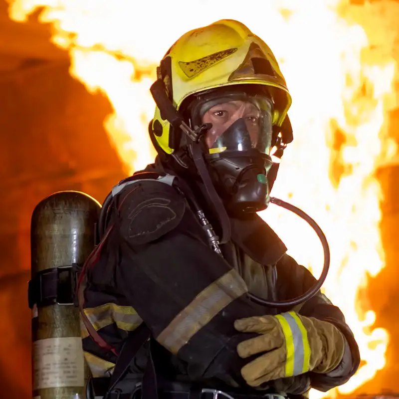 O que é um Bombeiro Civil e Qual a sua Importância? - PREAMAR